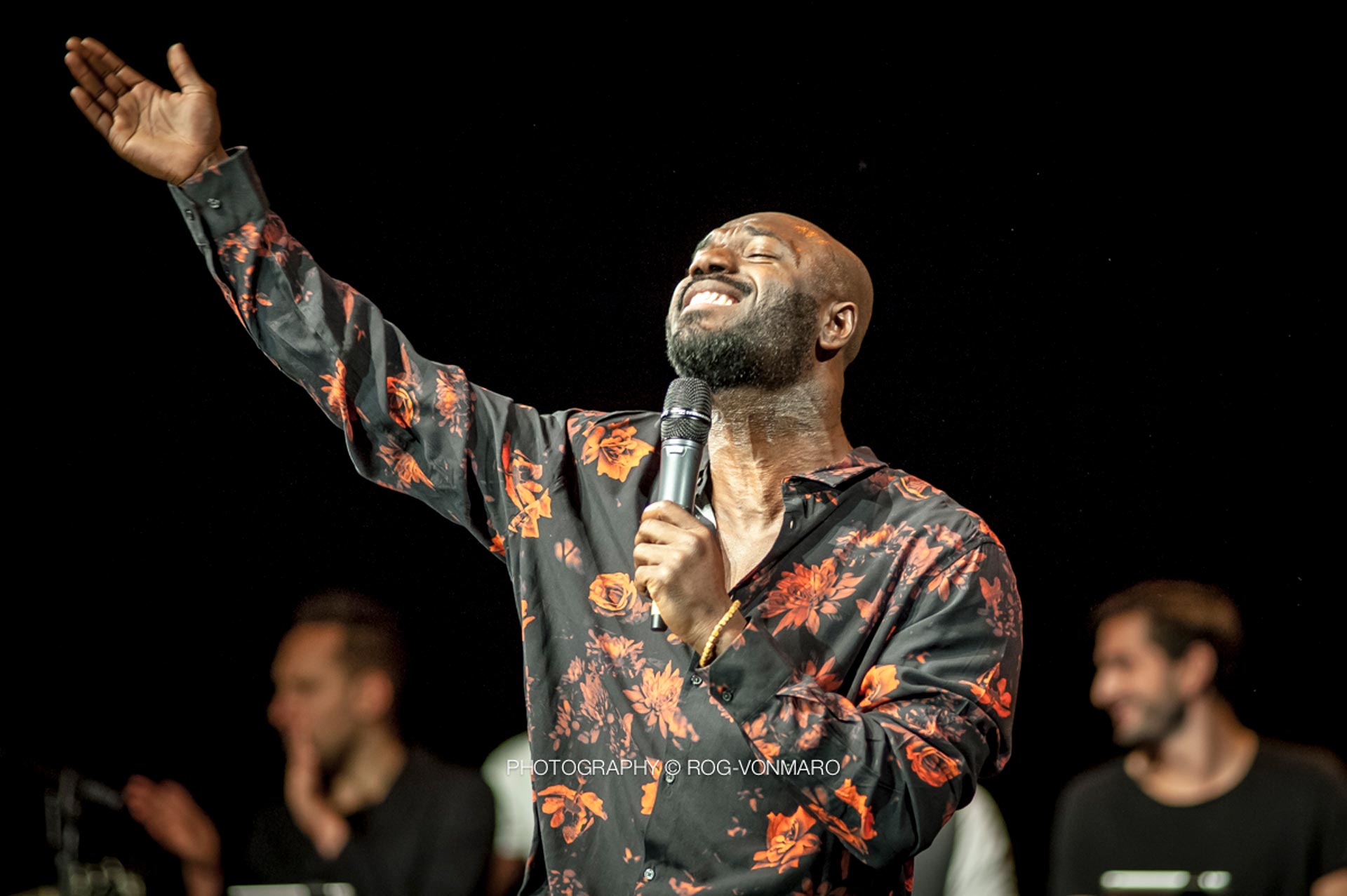 Collins Owusu - Künstlerinfo - Naomi Is Music