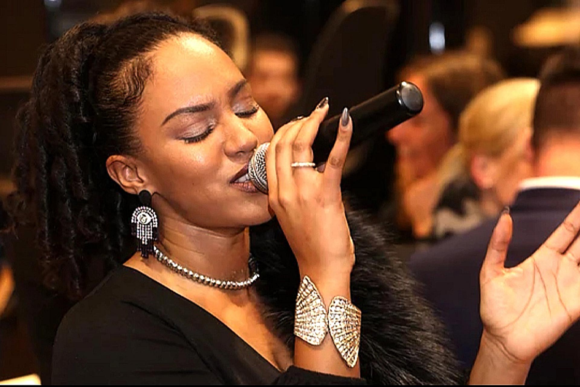 Künstlerinfo-Singer Archive - Naomi is Music